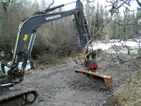 Volvo EC45 PRO grading some 0-90 -1 - YouTube