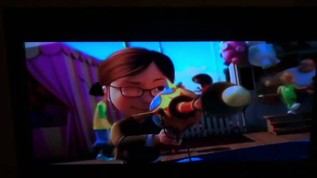 Despicable Me Knocked over scene - YouTube