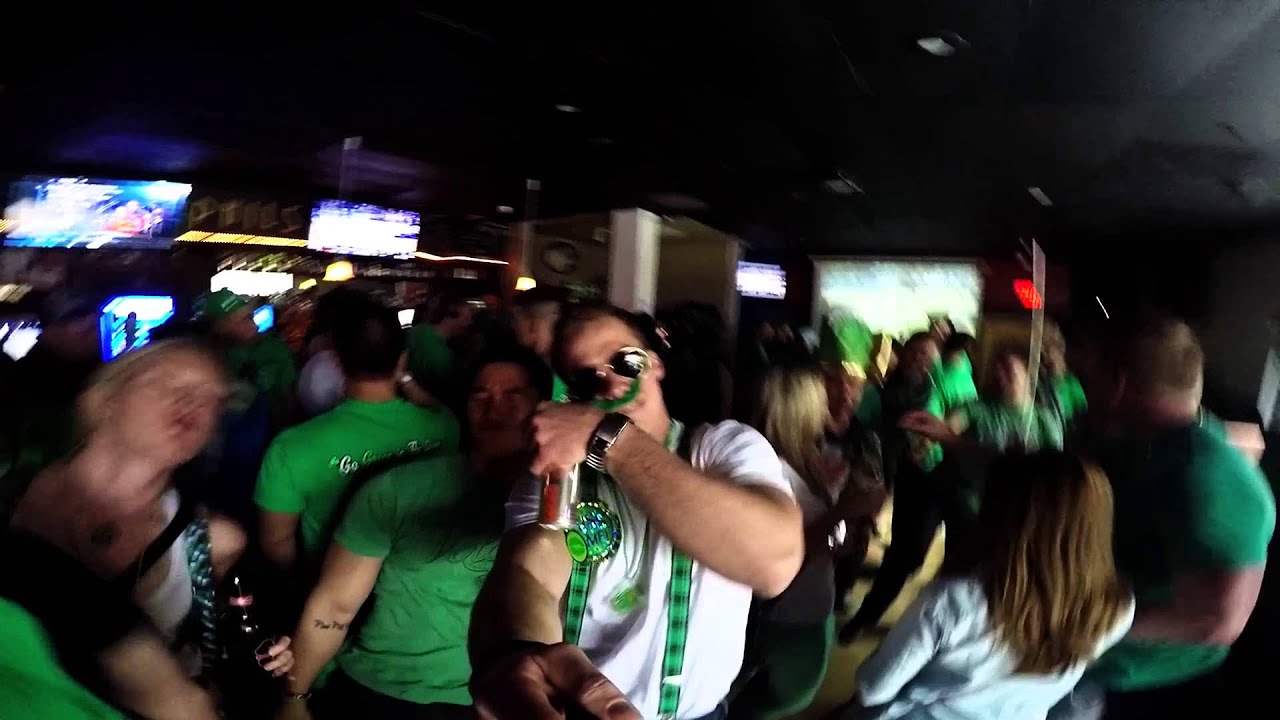St Patrick's Day Pub Crawl, 2015 - YouTube