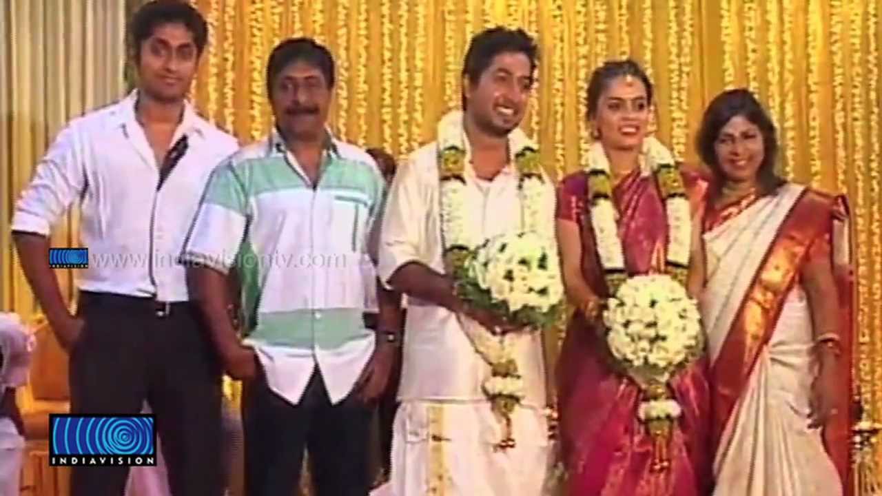 Vineeth Sreenivasan Wedding Reception Photos 80 Kerala Filim Stars