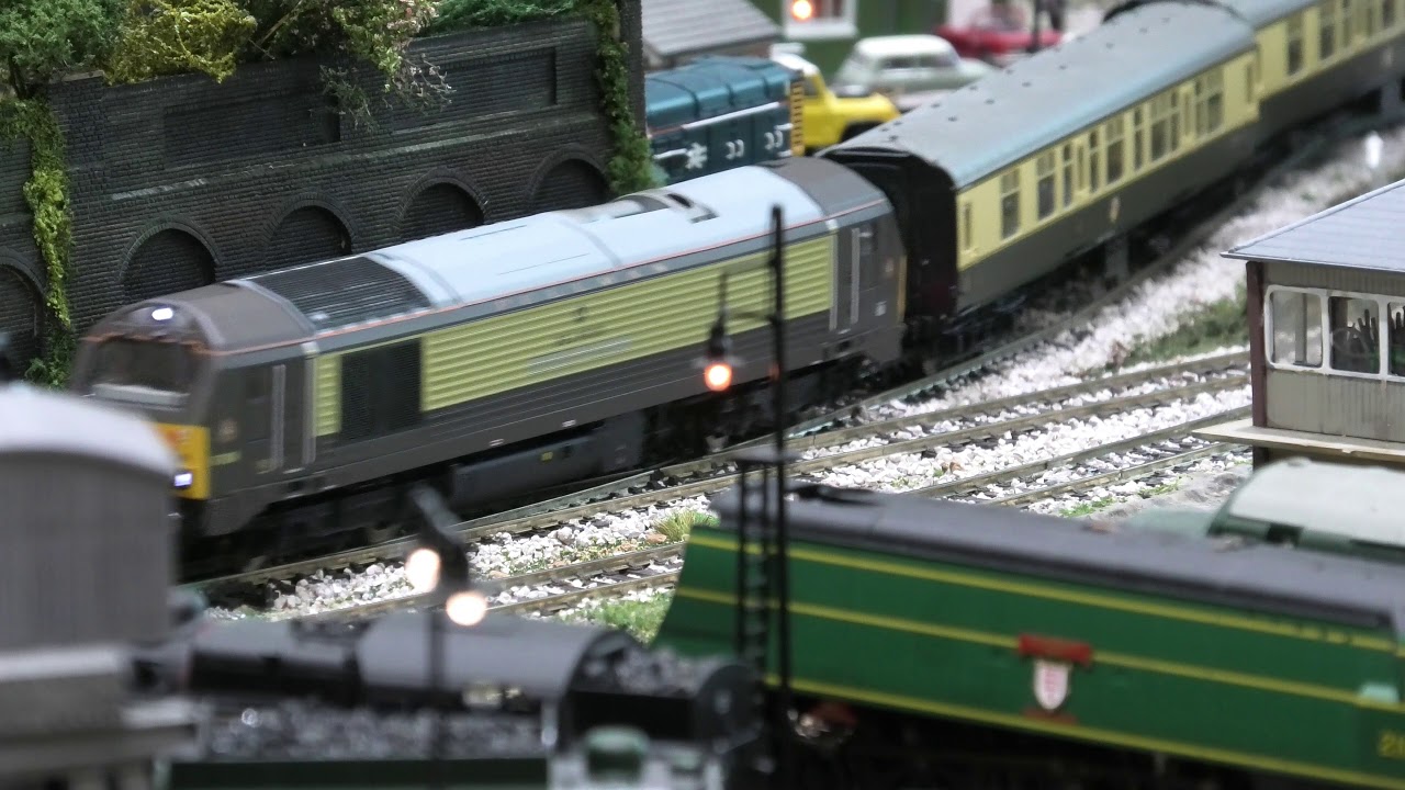 Class 67 Locomotives Belmond and EWS - YouTube