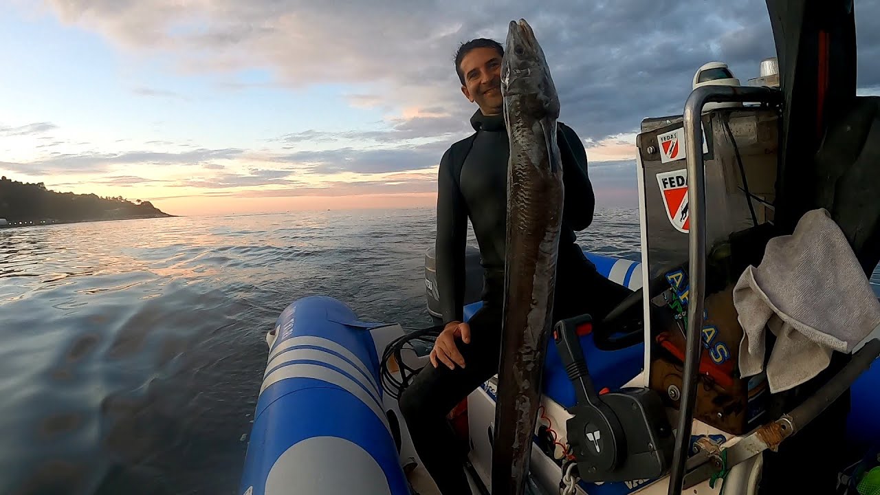 El Congrio Frances - YouTube