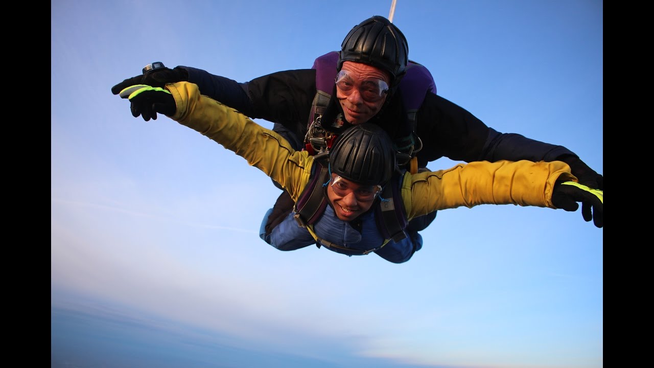 My First Skydive - North London Skydive Center - YouTube