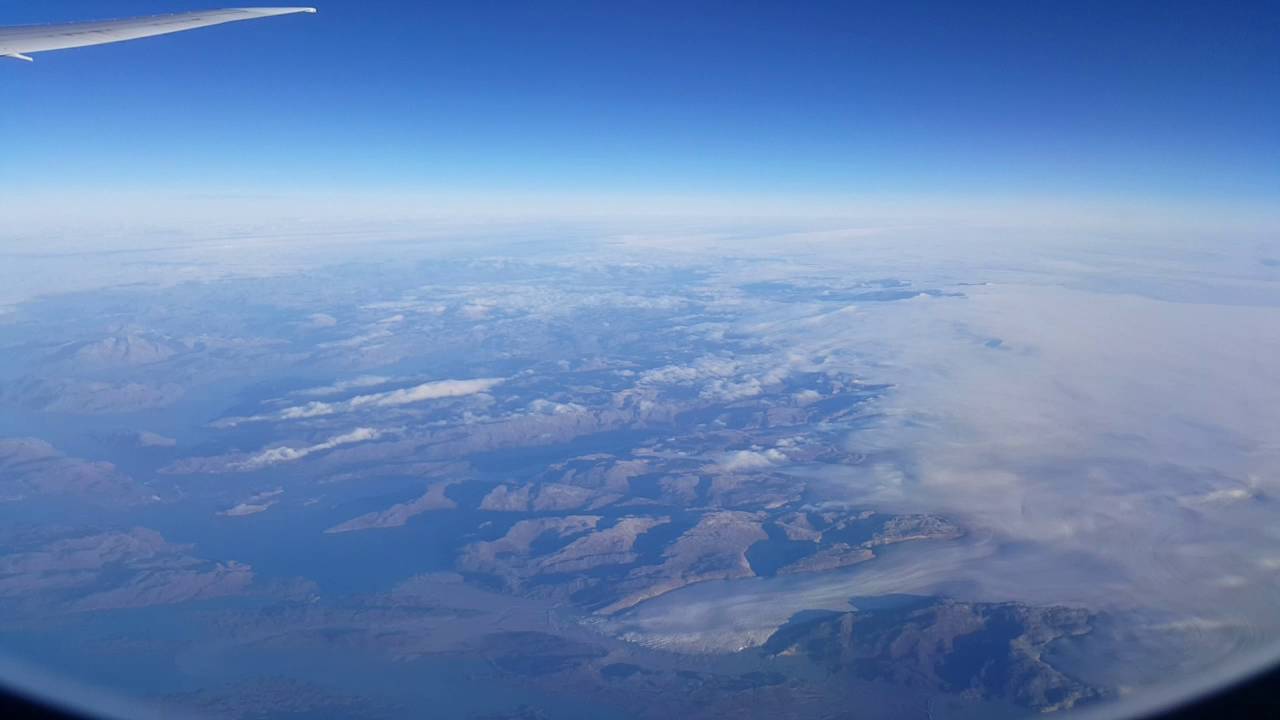 mountain from 40000ft above - YouTube