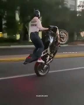 Vaathi %F0%9F%98%8EComing Master bike %F0%9F%94%A5 Lokesh WhatsApp ...