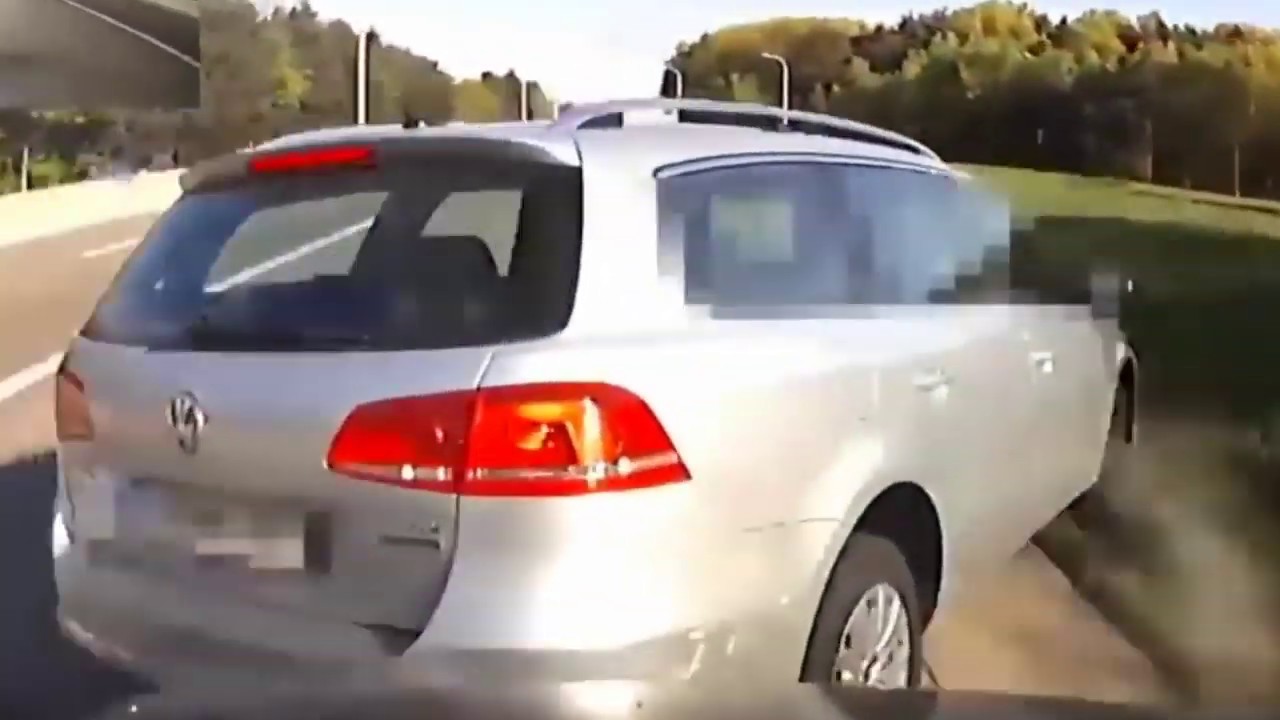 Crazy Dutch Road Rage 2 - YouTube