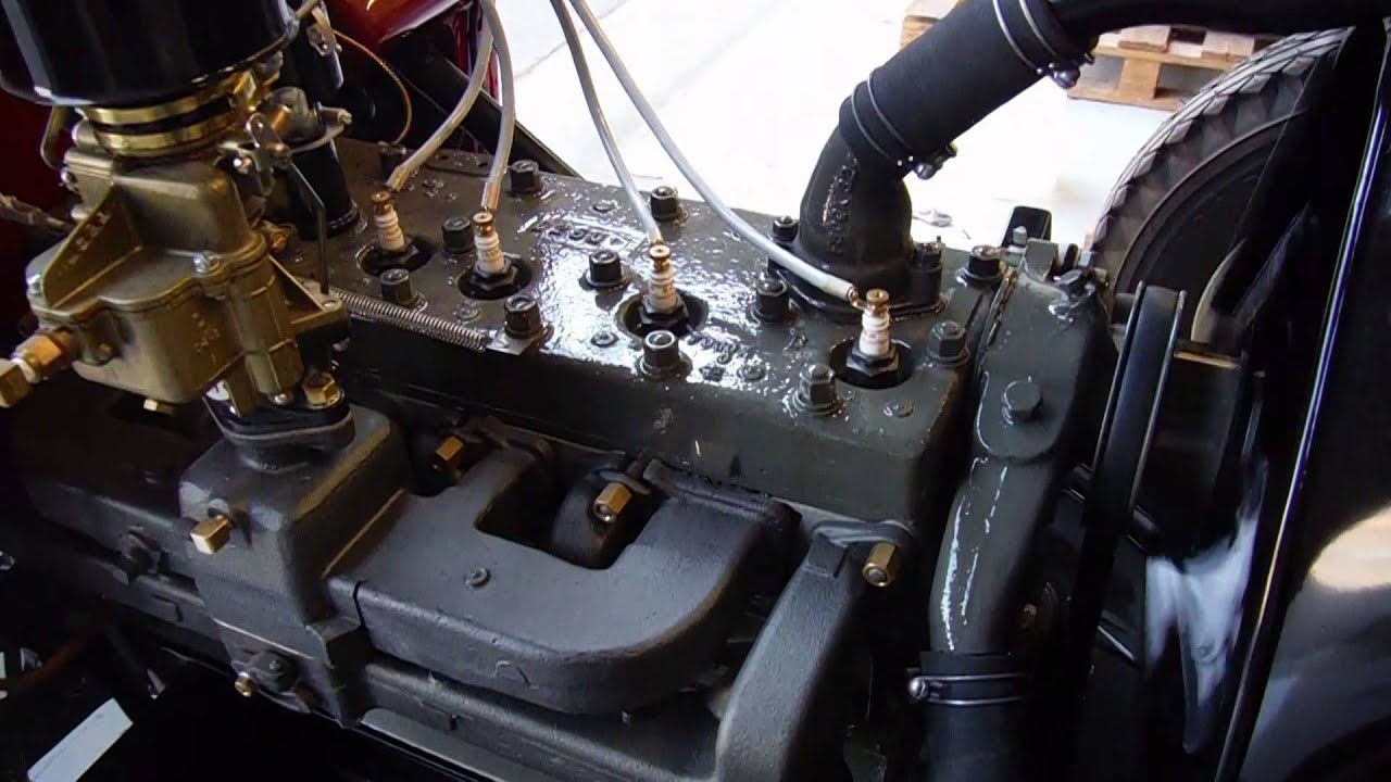 1936 Reo Speedwagon Pickup first time running engine - YouTube