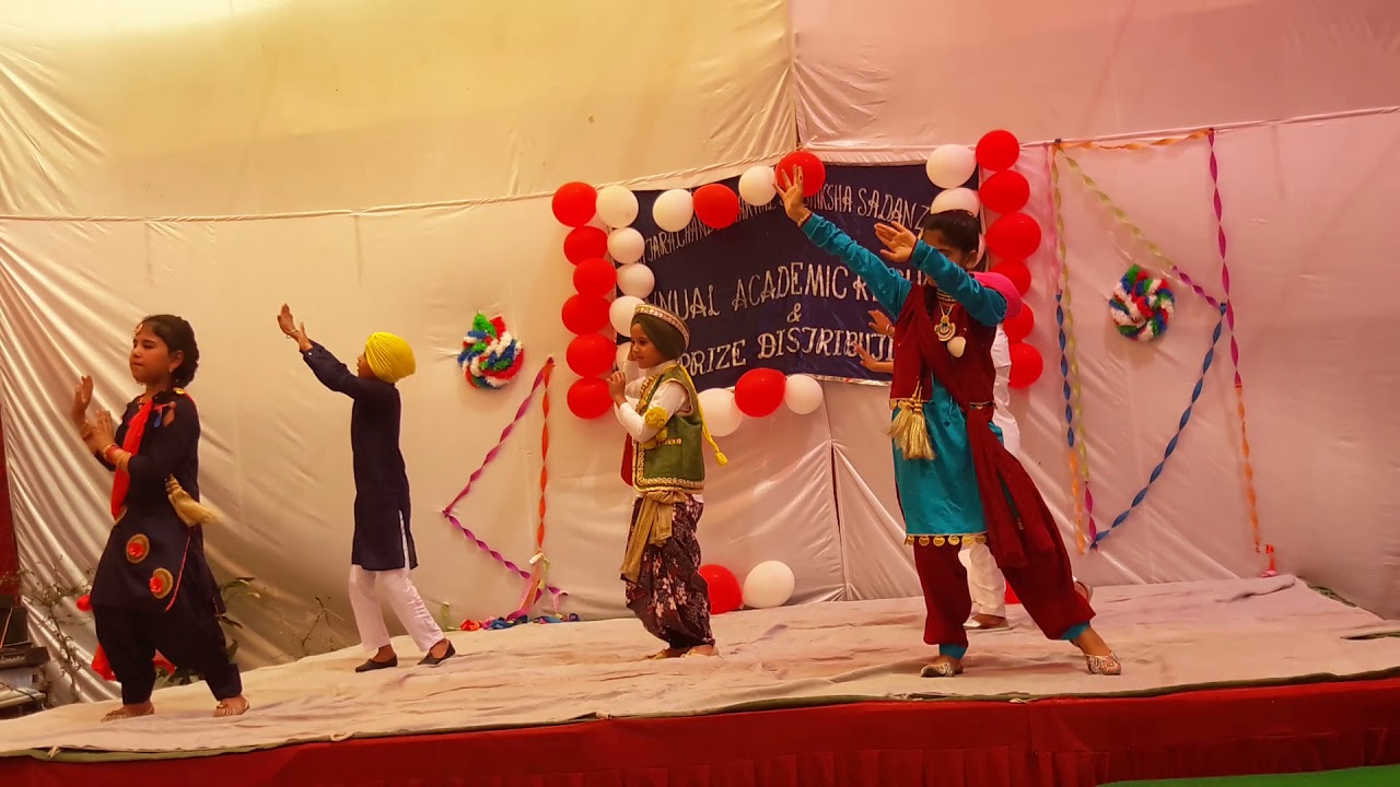 Cute sardar dance on maa boli song - YouTube