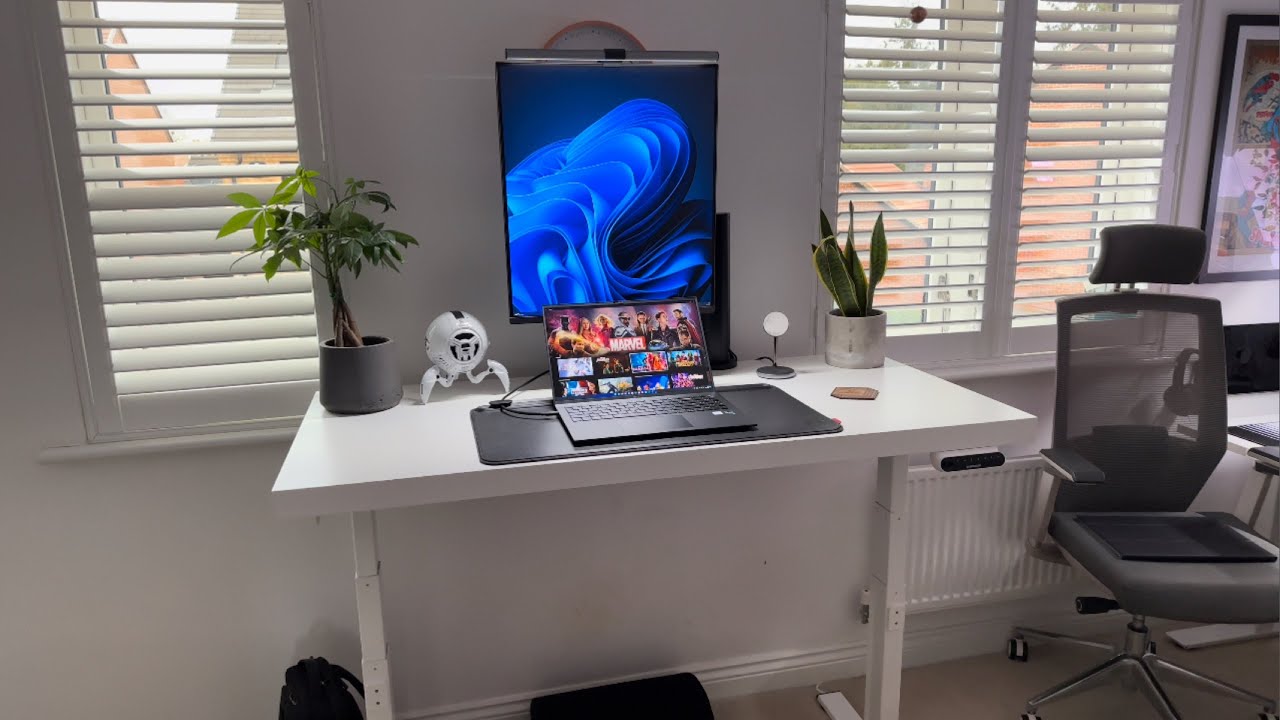 LG Gram - The ultimate windows laptop? - YouTube