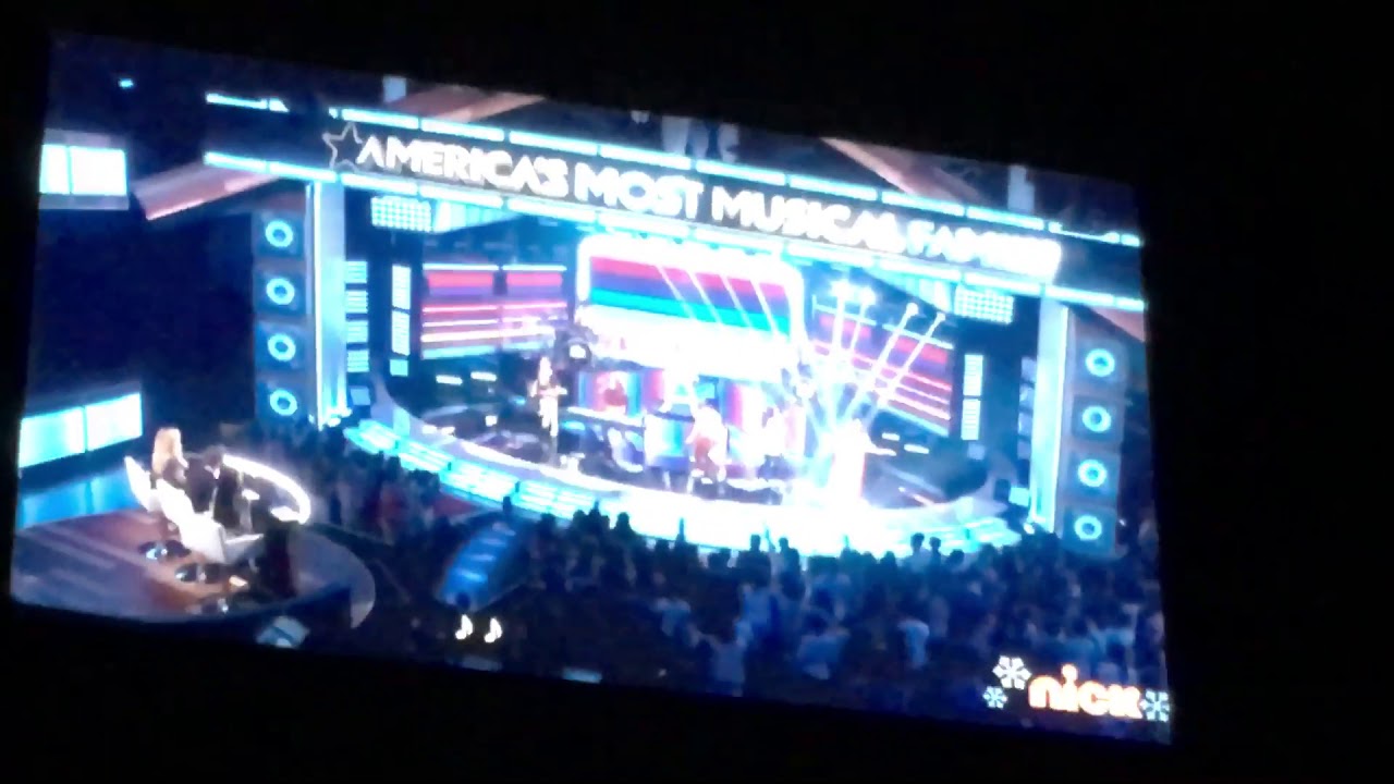 Song from the show America’s most musical family - YouTube