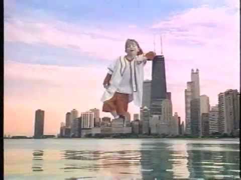 TV Commercial: Giant Kid in Chicago - YouTube