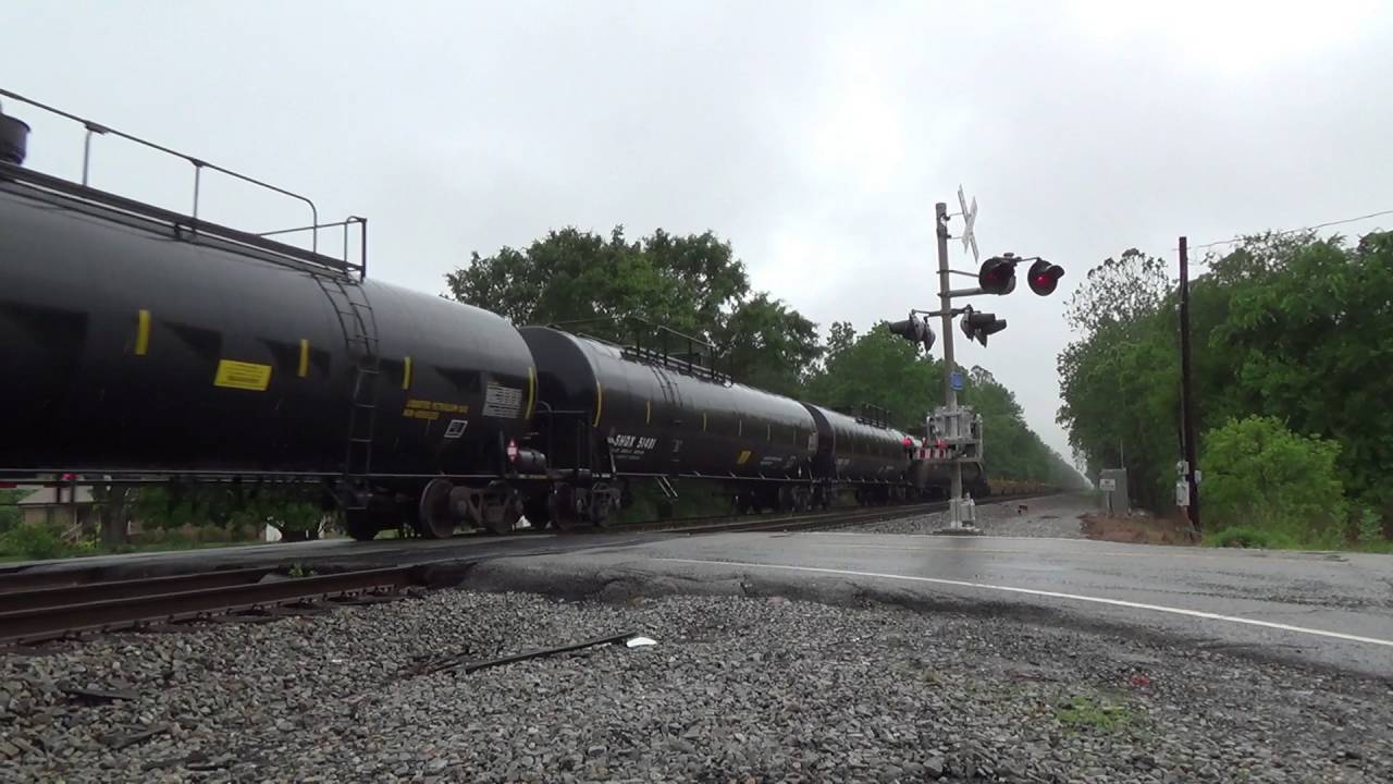 NS 7241 (EMD SD90/43MAC) trails NS V18 - YouTube