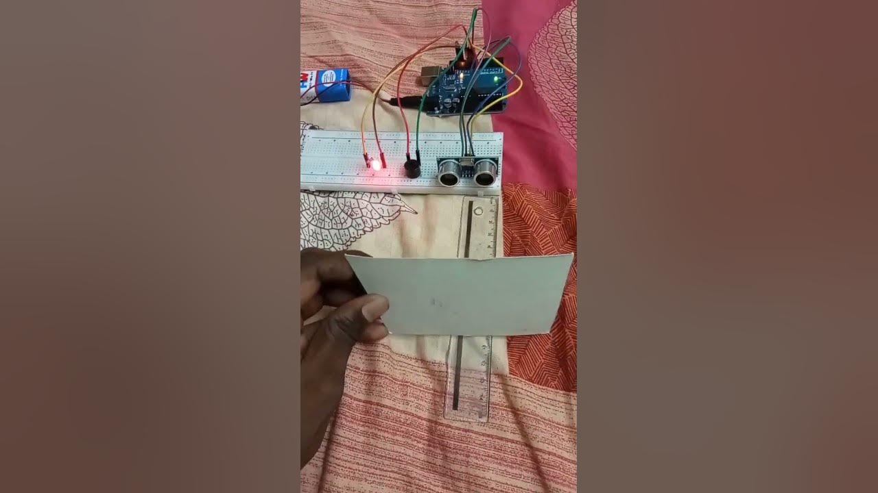 Security Alarm using Ultrasonic Sensor and Aurdino - YouTube
