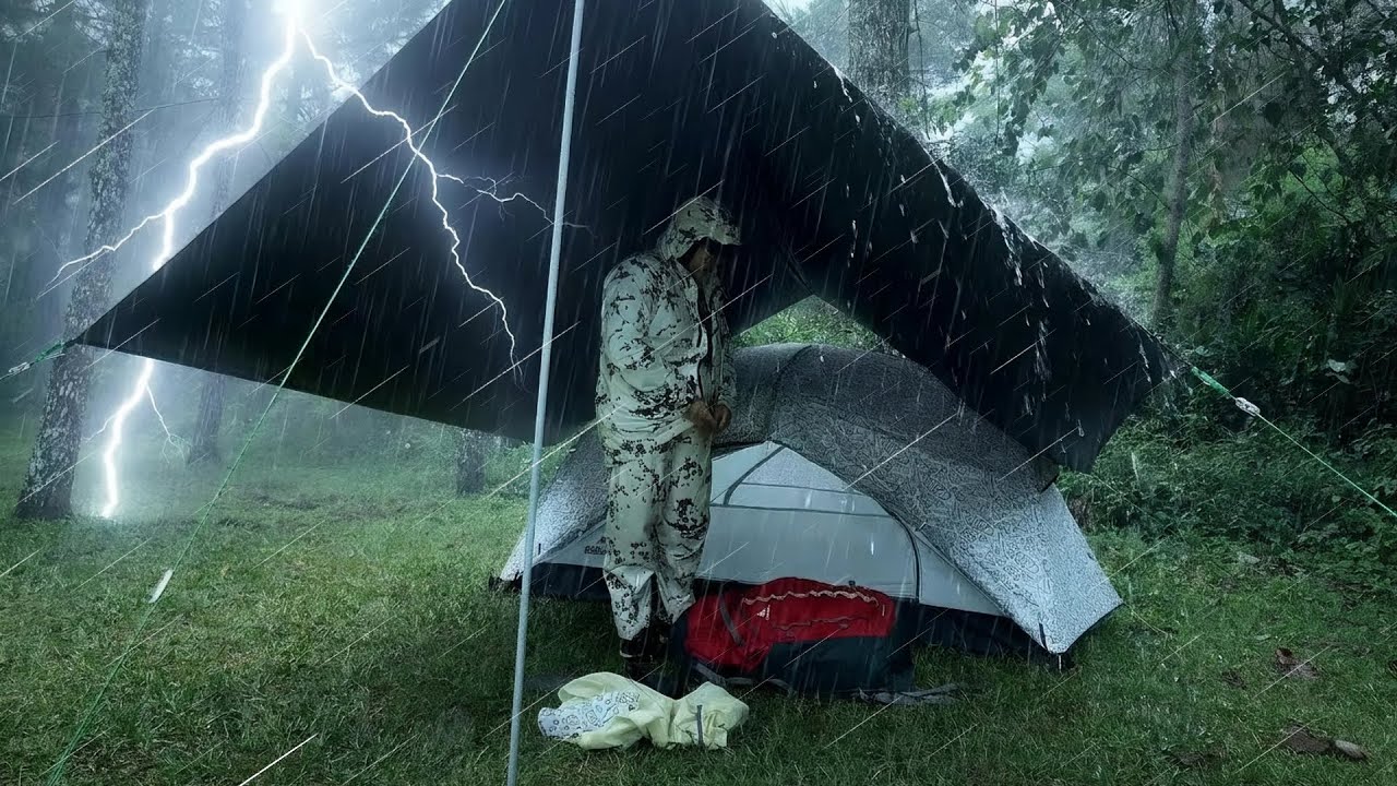 THE WORST RAIN STORM I'VE EVER EXPERIENCED‼️ SOLO CAMPING IN HEAVY RAIN ...