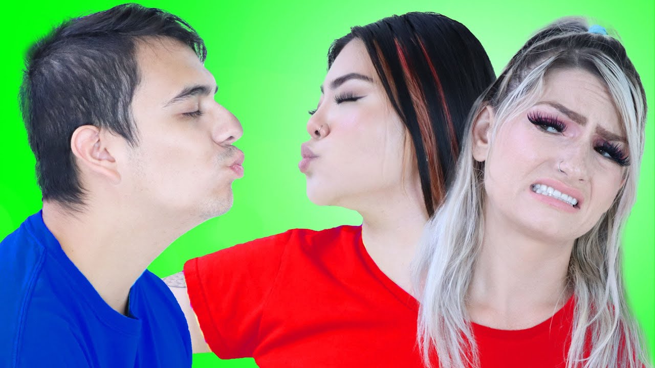 CONJOINED TWIN CHALLENGE FOR 24 HOURS! 2 GIRLS STUCK IN 1 SWEATER BY ...