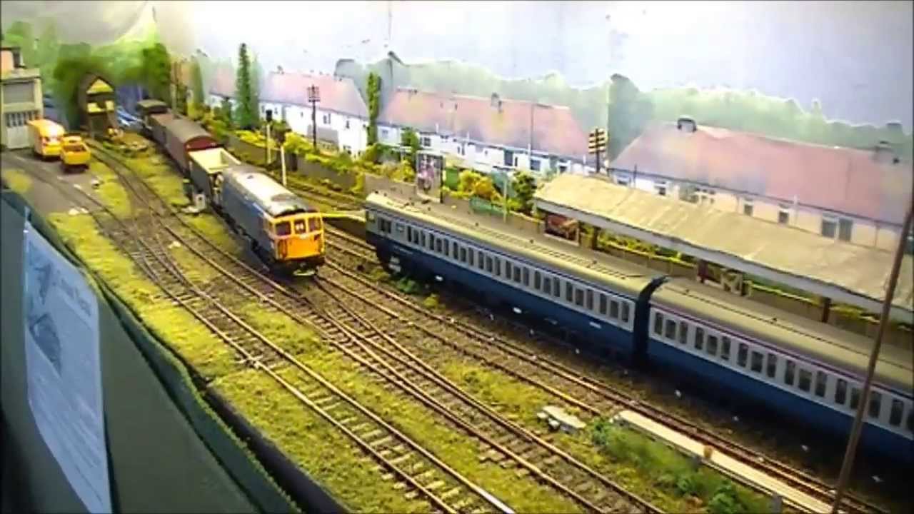 Brighton Model Railway Exhibition 2013 - YouTube