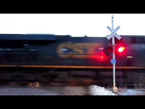 CSXT 892 Longhood East CP 686 Owatonna MN (1-6-2021) - YouTube