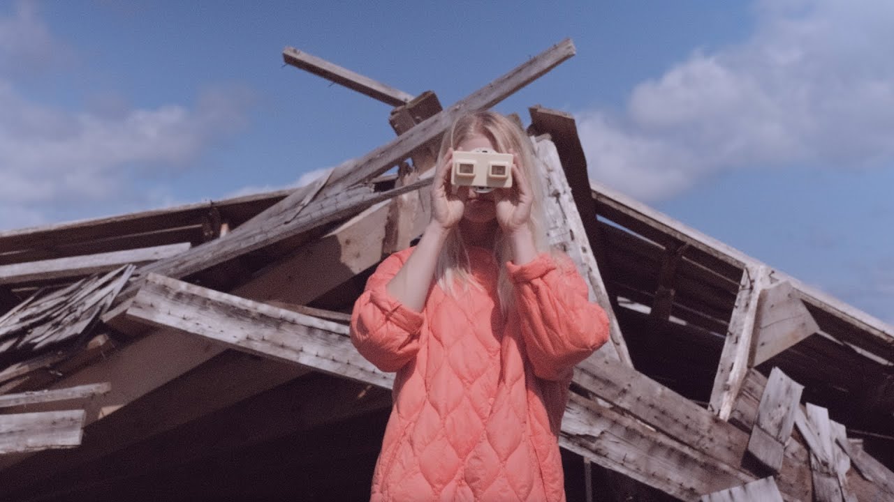 Shaina Hayes - Sun and Time (Official Music Video) - YouTube