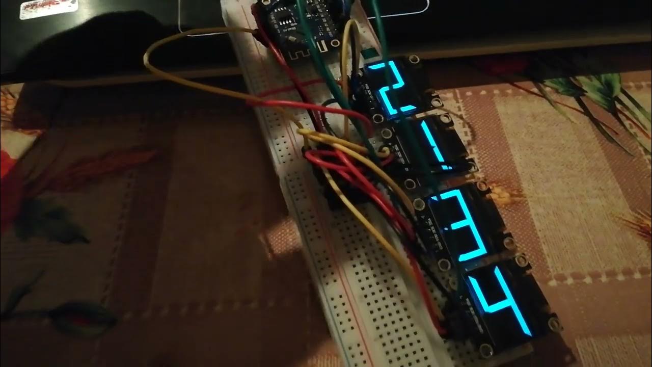 Another NTP clock with 7-segment numbers on 4 OLED displays (1) - YouTube