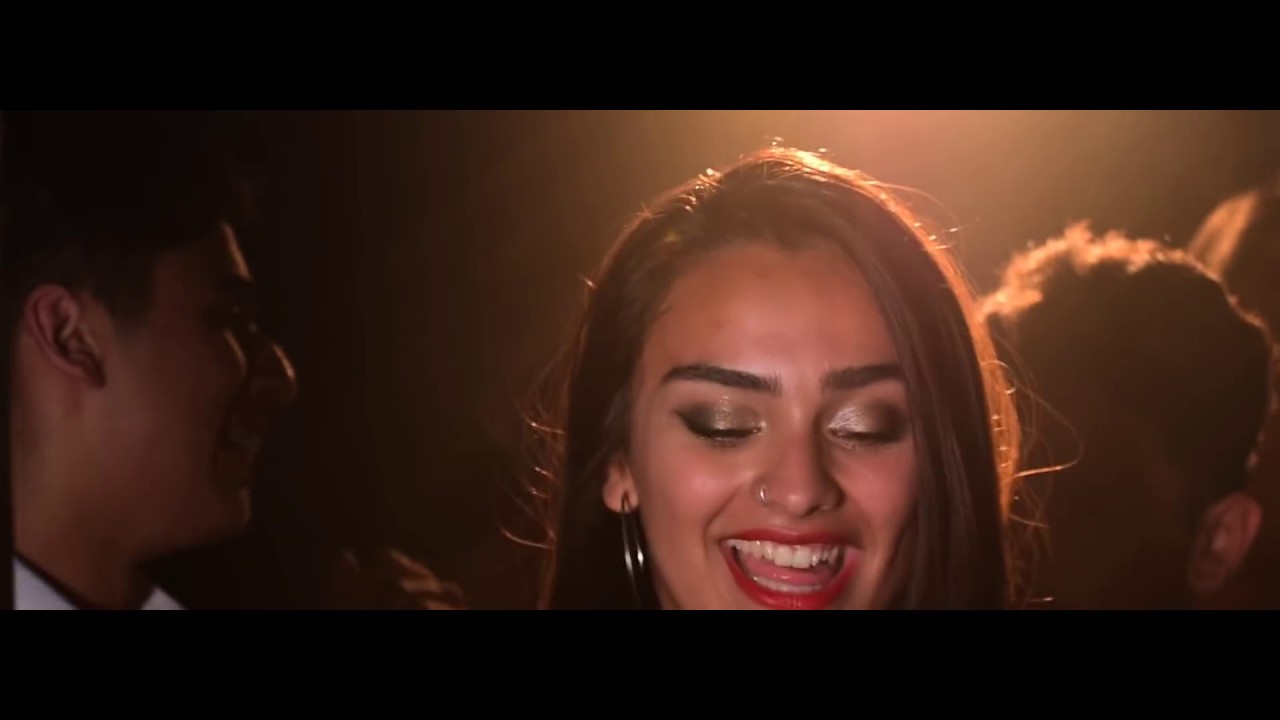 Toca - Vicky More (Victoria Morales) - YouTube