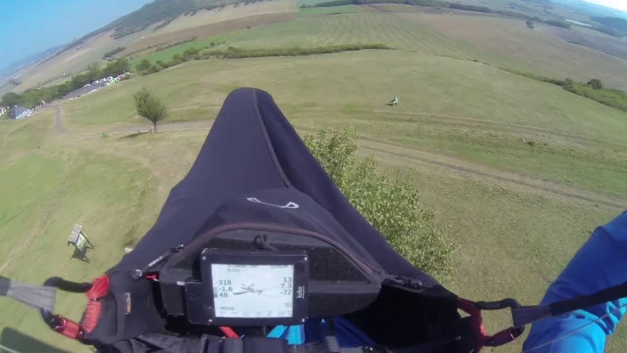 Extreme low flying Raná - YouTube