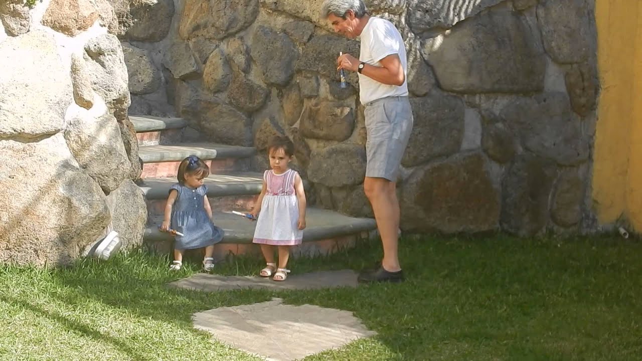 Marchando con el Abuelo Luis Peredo Coss - YouTube