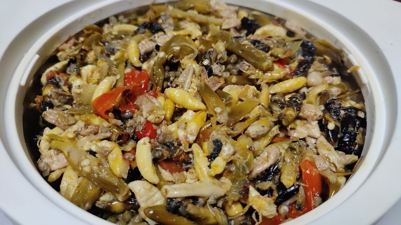 Naga Style ~ Bee Larvae/Hornet Recipe 🐝😋😋 - YouTube