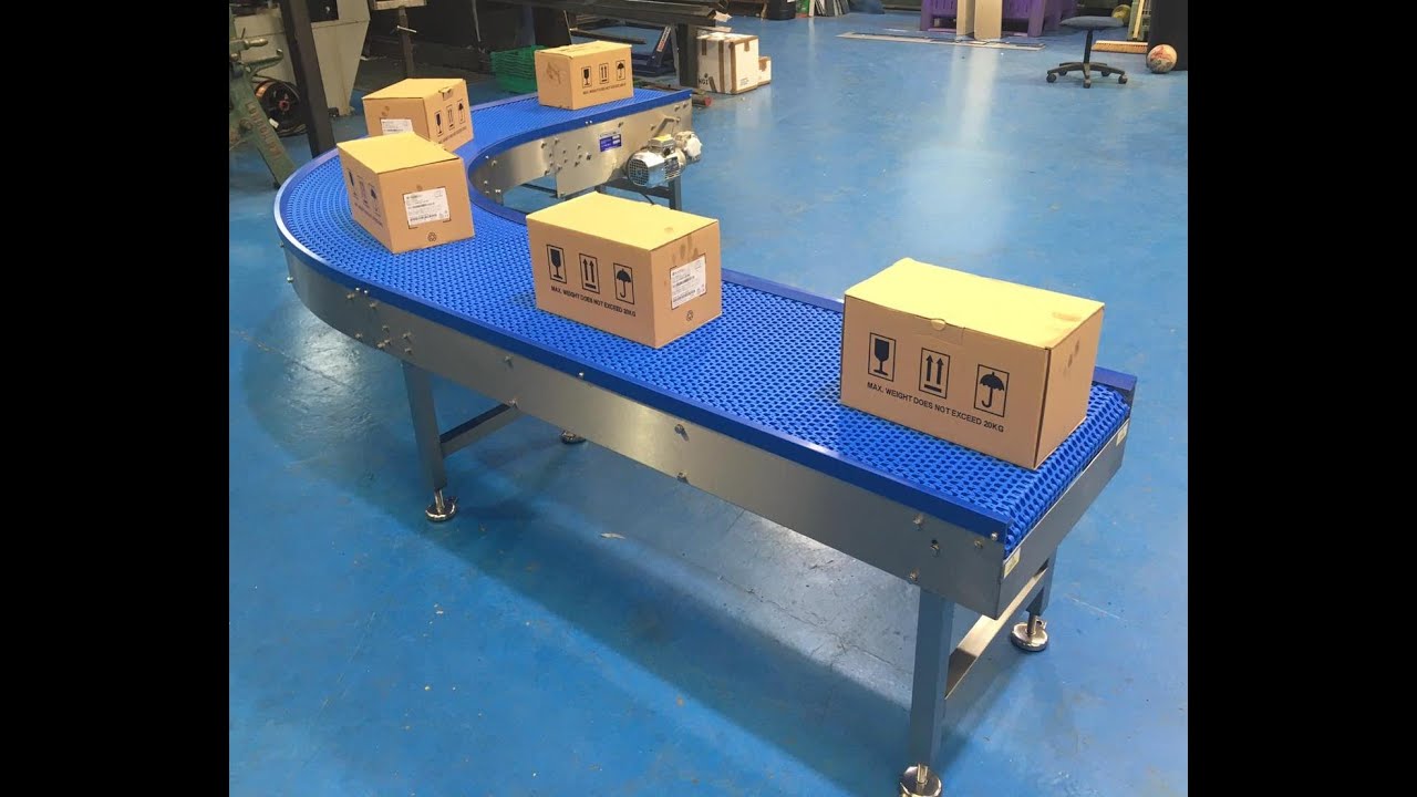 Radius Modular Belt Conveyor for Bends Fabricated in the UK - YouTube