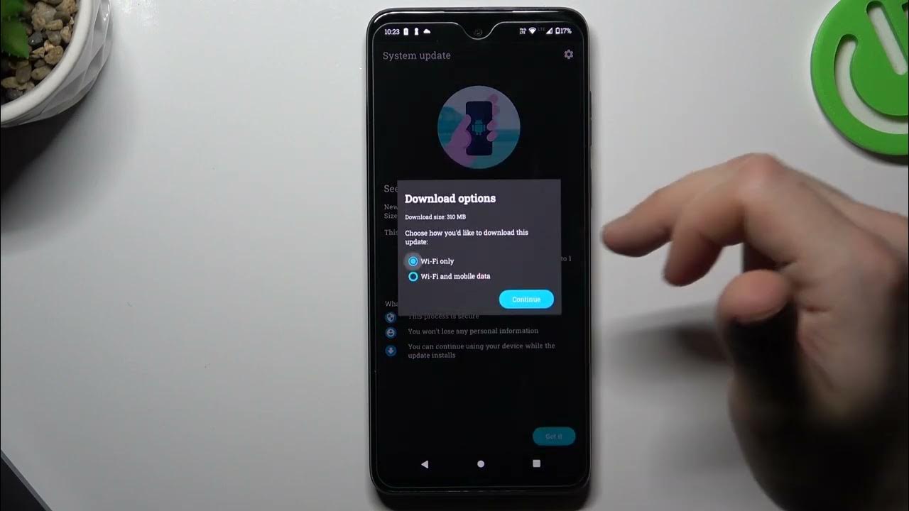 How to Update Android System in Motorola Smartphone? Downloading ...