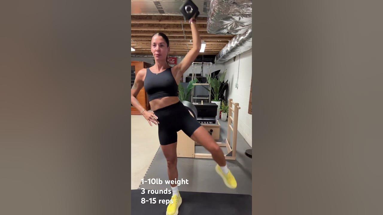 Try This Quick Series To Target Your Core Shoulders And Stubborn Armpit Crease π