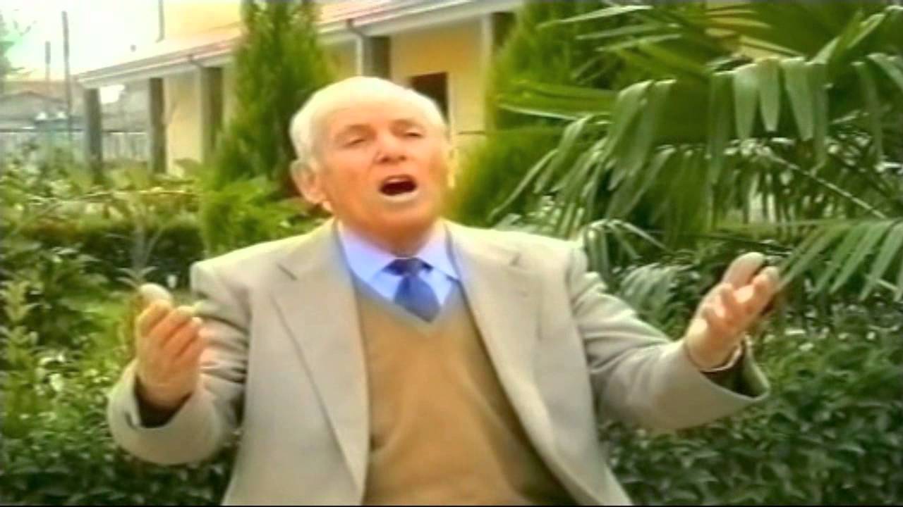 Bik Ndoja - Gjylvatani - Vuka Vizion 2003 - YouTube