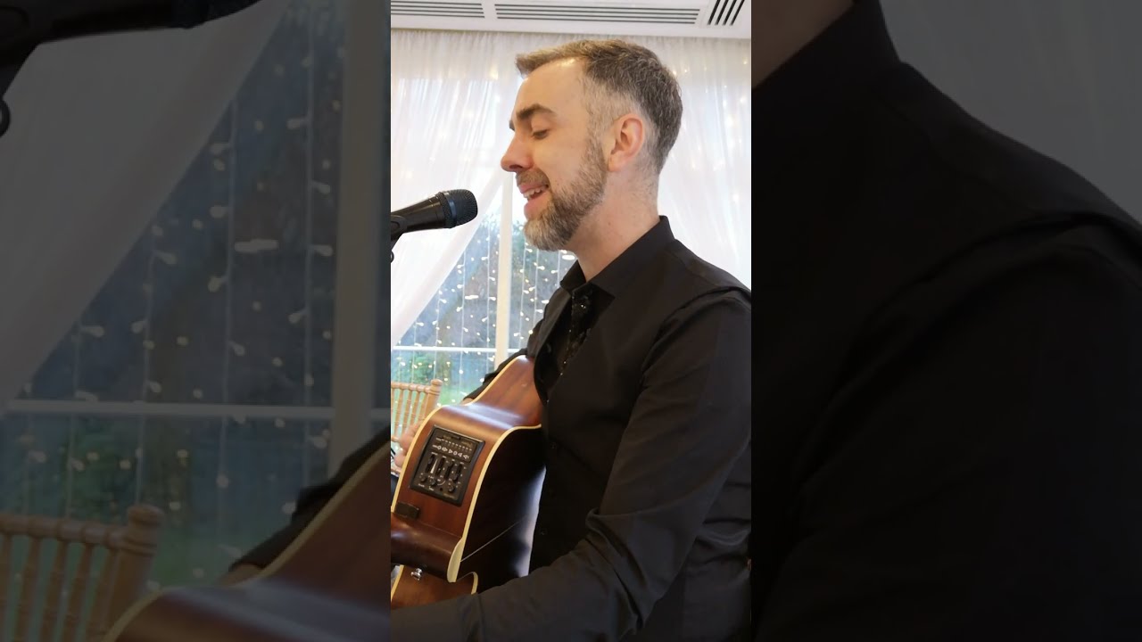 Black & White (Niall Horan cover) performed by Irish wedding singer and ...