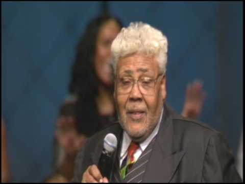 Dr. Rance Allen performs at MaLinda Sapp's funeral - YouTube