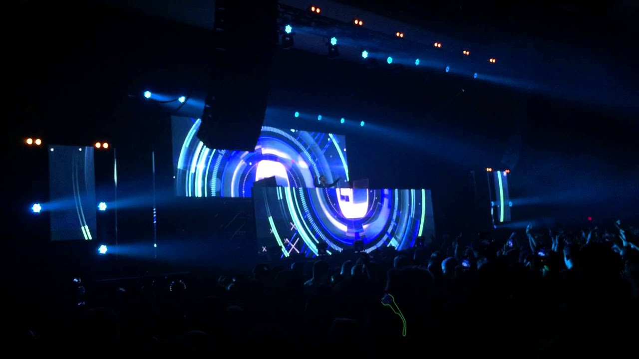ZEDD RUDE REMIX LIVE @ GET TOGETHER ALBERTA 2014 / EDMonton - YouTube