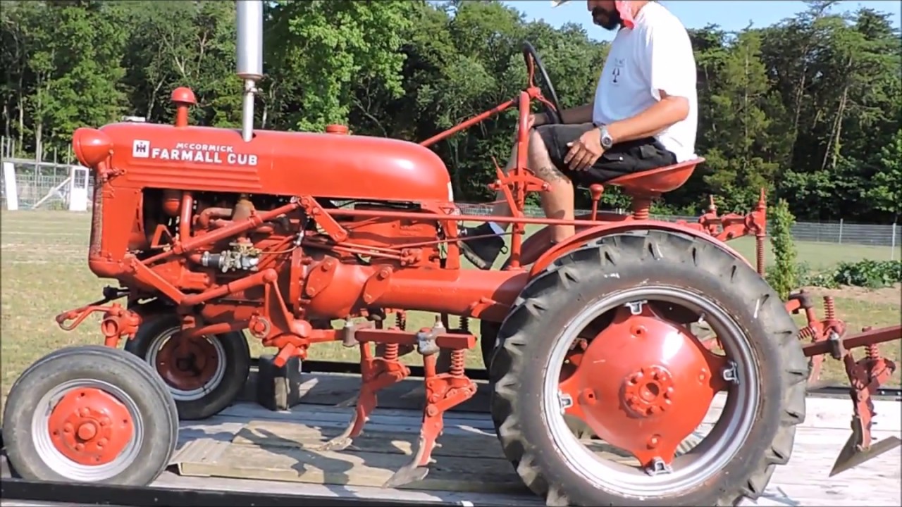 1953 Farmall Cub by IH - YouTube