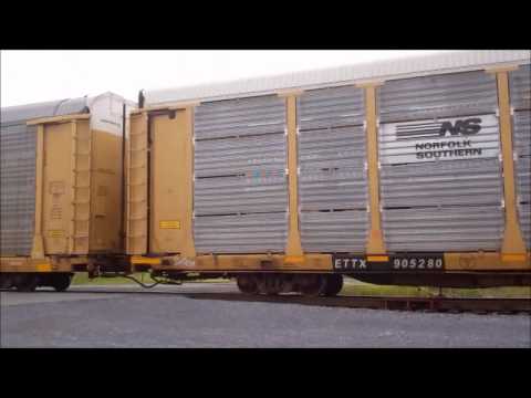 Norfolk Southern Autorack in Baltimore, Maryland - YouTube