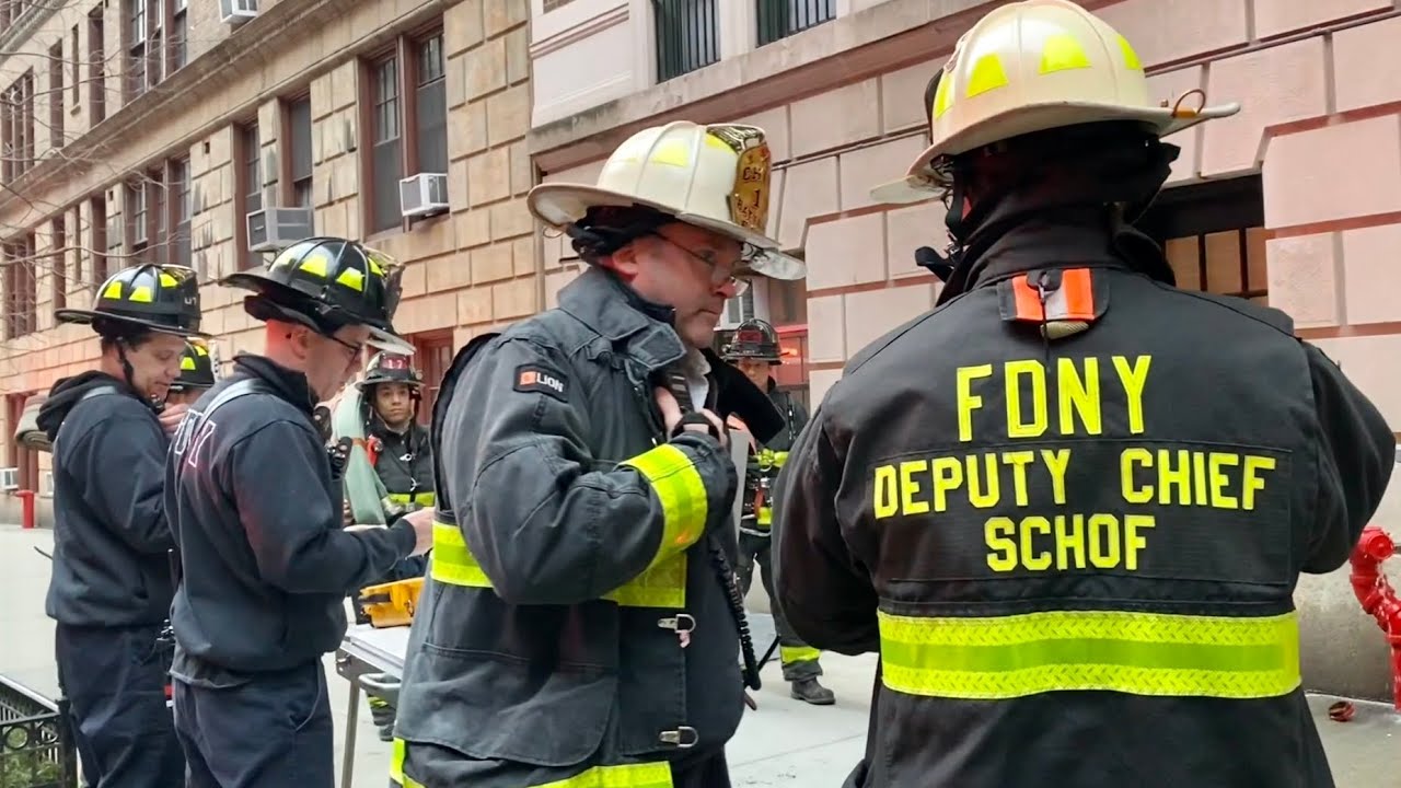 FDNY Manhattan 10-77 Box 1196 Fire was on the Top Floor of a High Rise ...