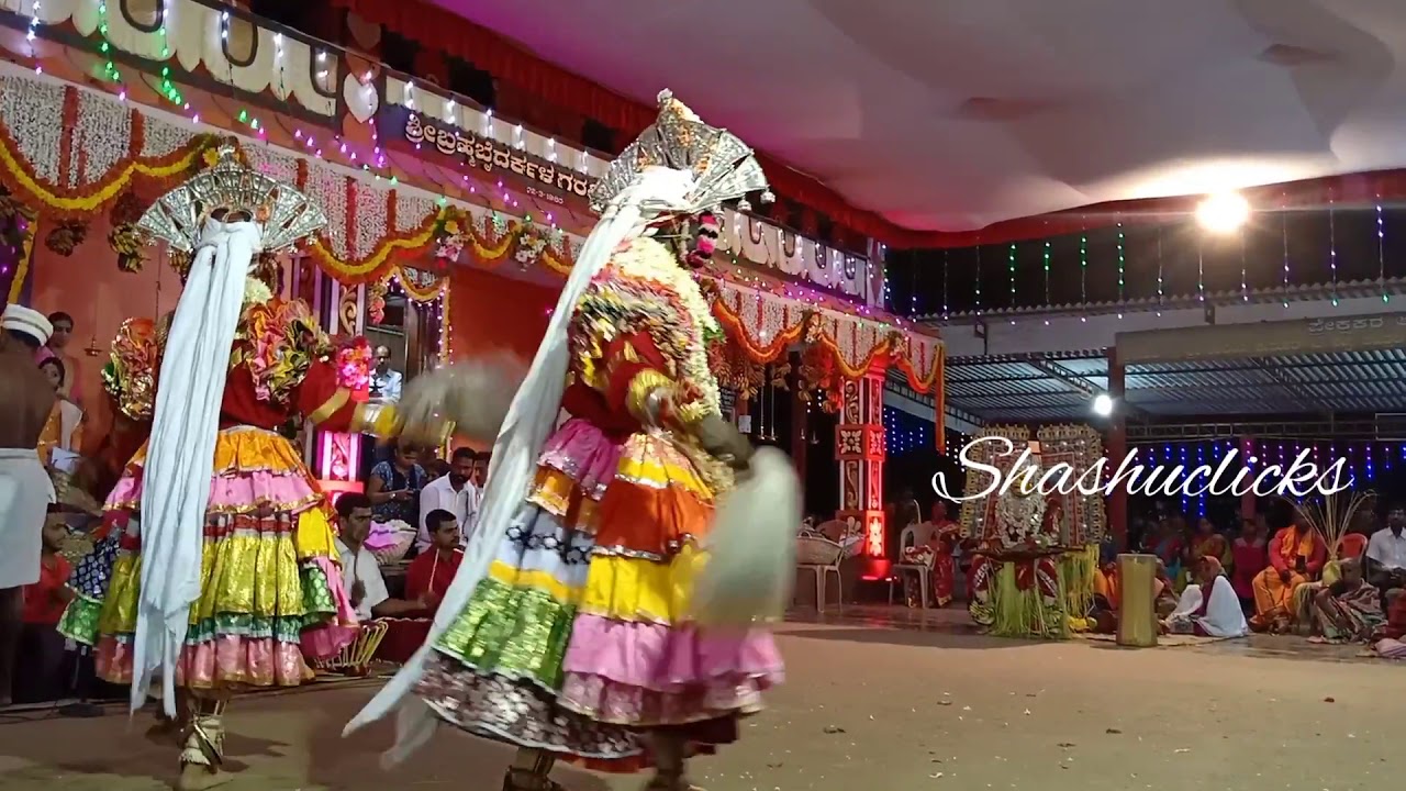 Malage malage gubbi Mari song tune played by Pernankila Raghu Sherigar ...