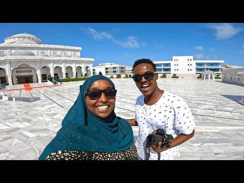 They Left Finland and opened the best restaurant in Somalia (Cad iyo ...