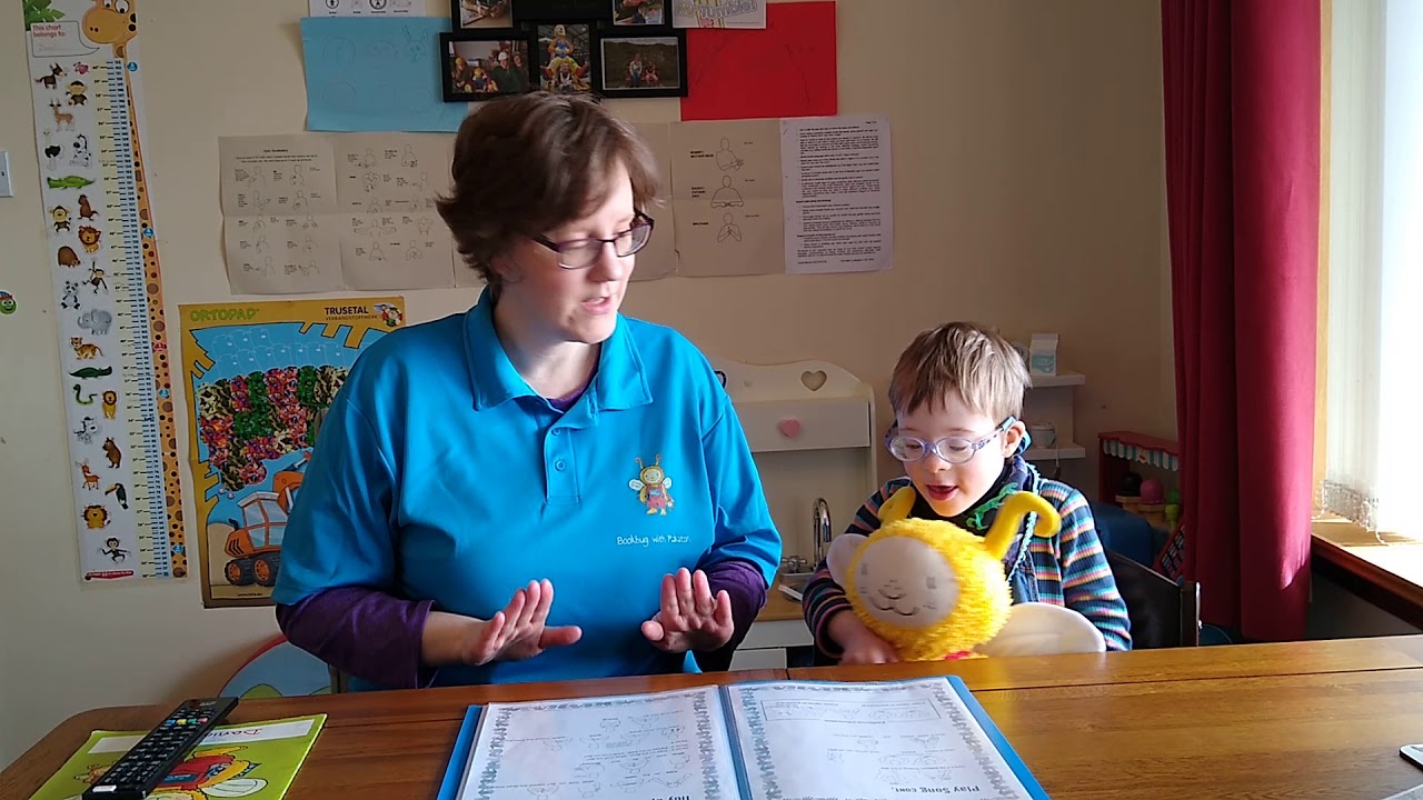 The Tidy Up Song with Makaton signing - YouTube