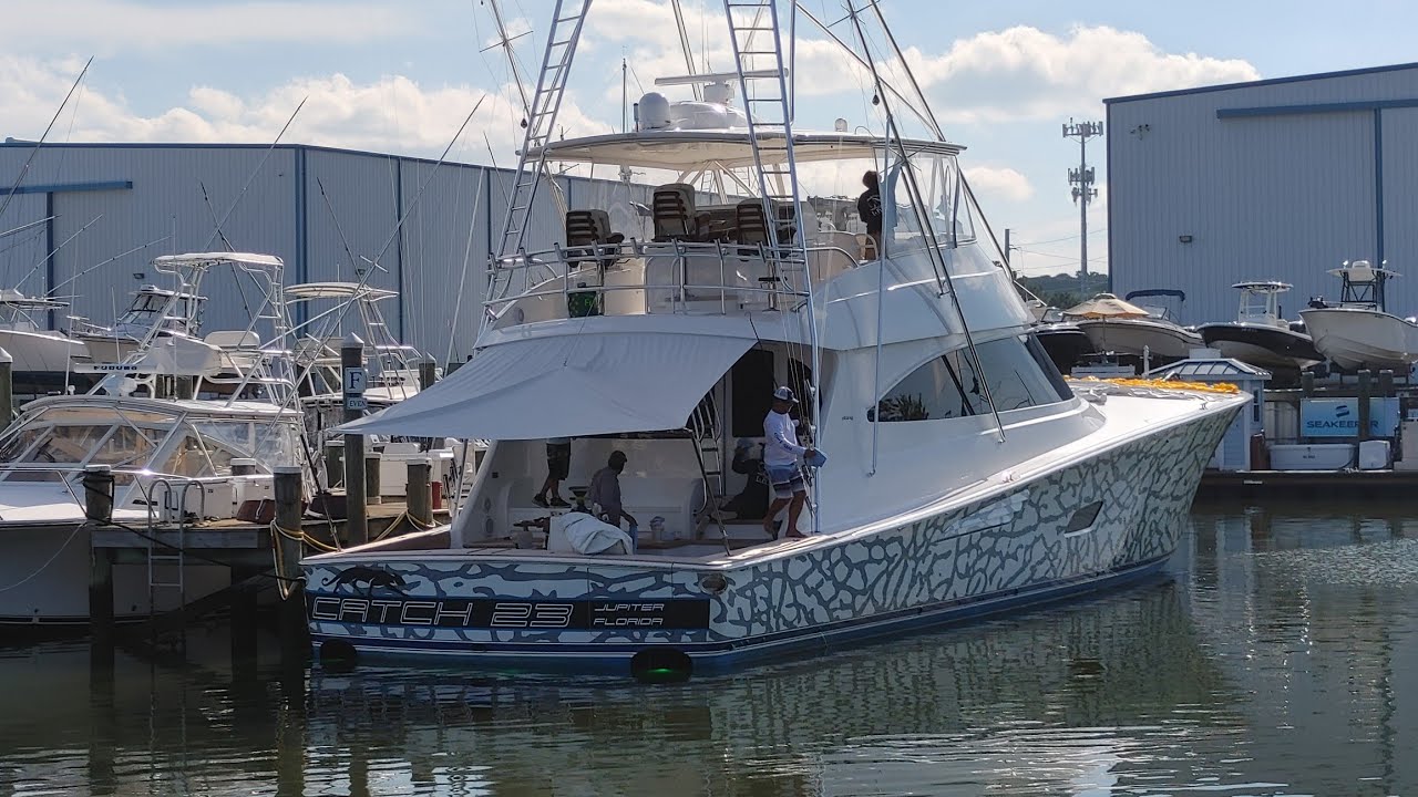 Sunset Marina Catch 23 Michael Jordan's Boat getting cleaned for the up ...