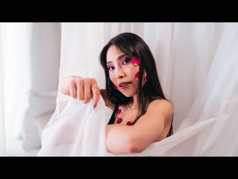 Studio Photoshoot Model + Makeup Portfolio