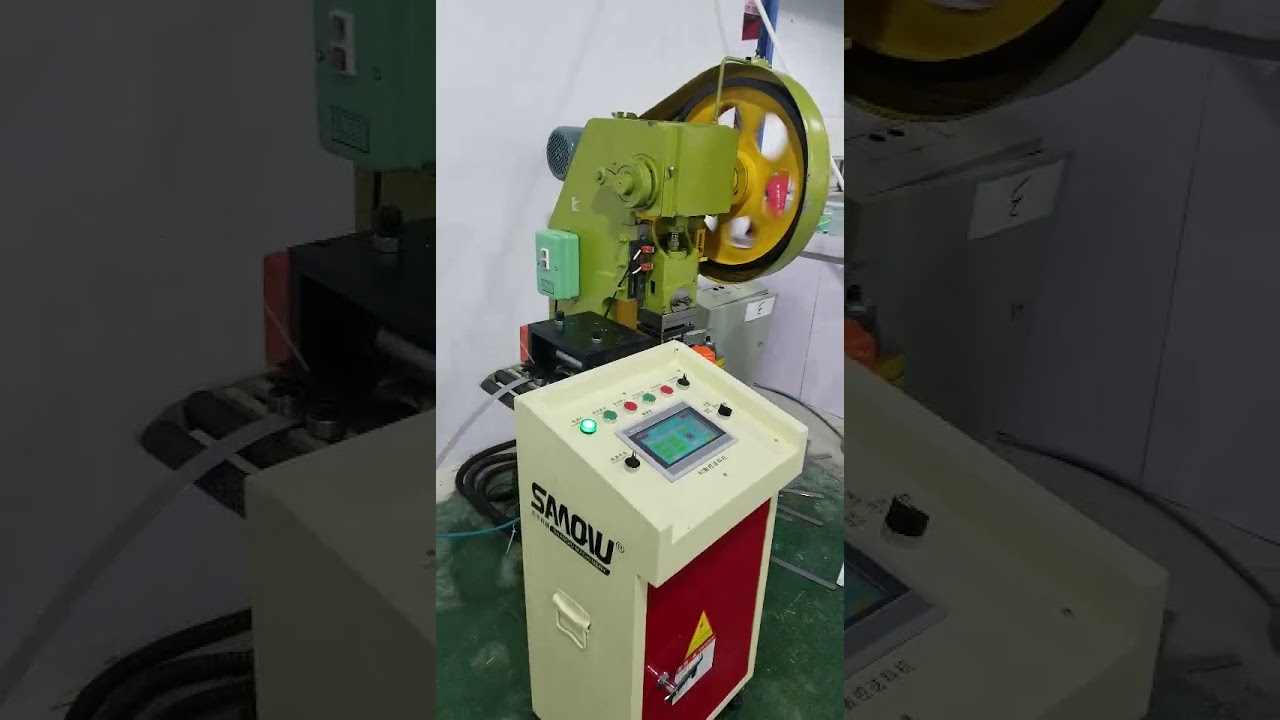 Steel band cutting machine SQ 4580 - YouTube