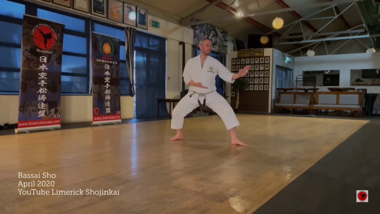 Bassai Dai/Bassai Sho Shotokan karate kata - YouTube