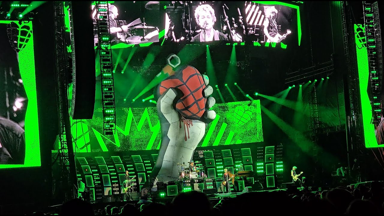 Extraordinary Girl & Letterbomb [4K] - Green Day - Providence Park ...