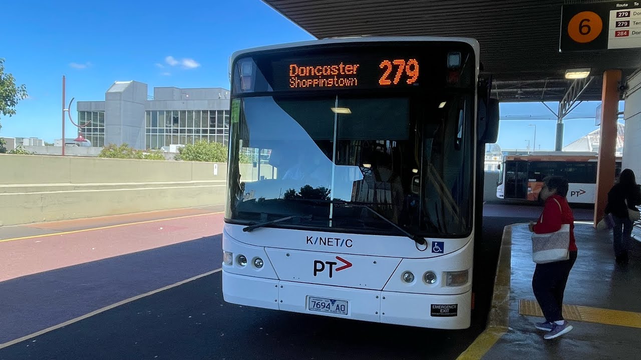 KINETIC North Fitzroy 8387 (Volvo B7RLE | Volgren Malaysia CR228L) On ...