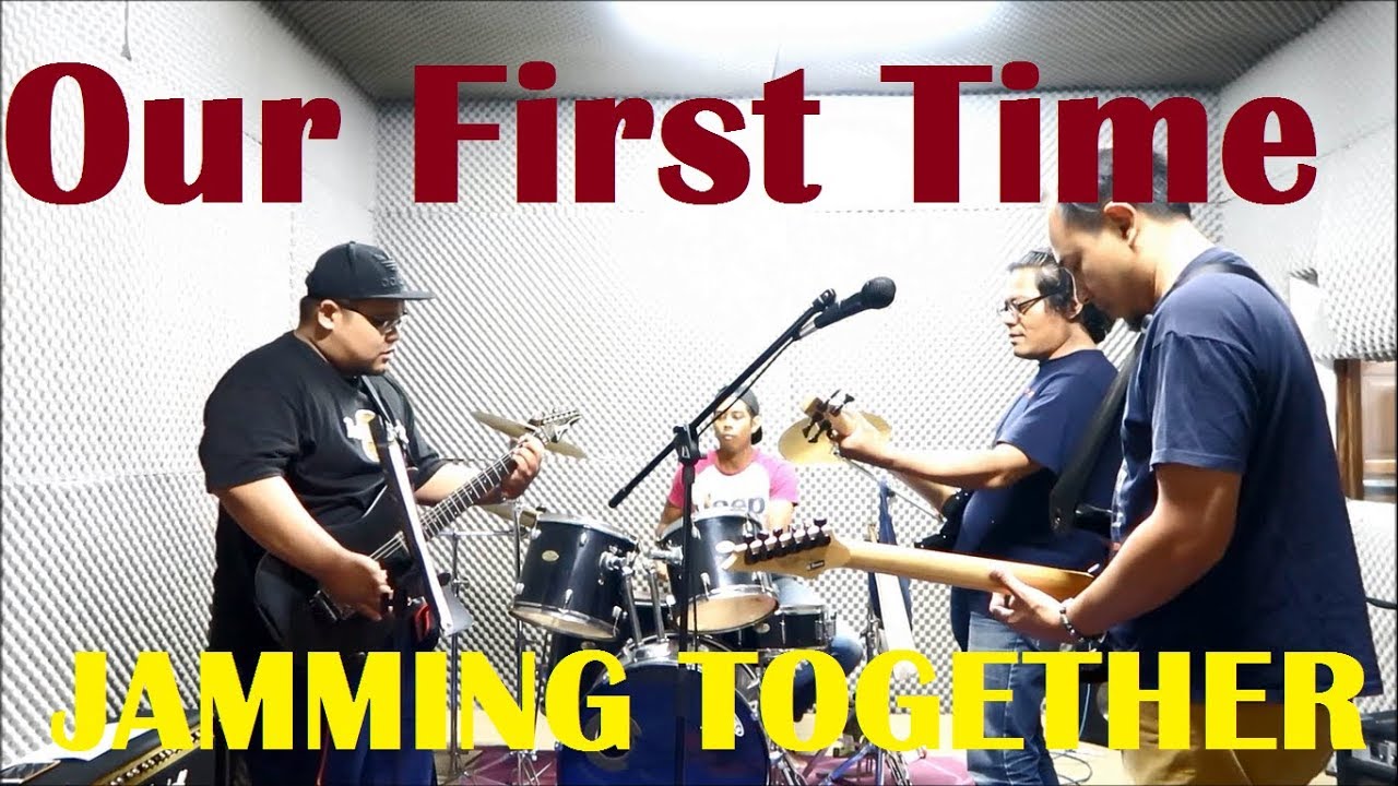 Our First Time Jamming Together! - YouTube
