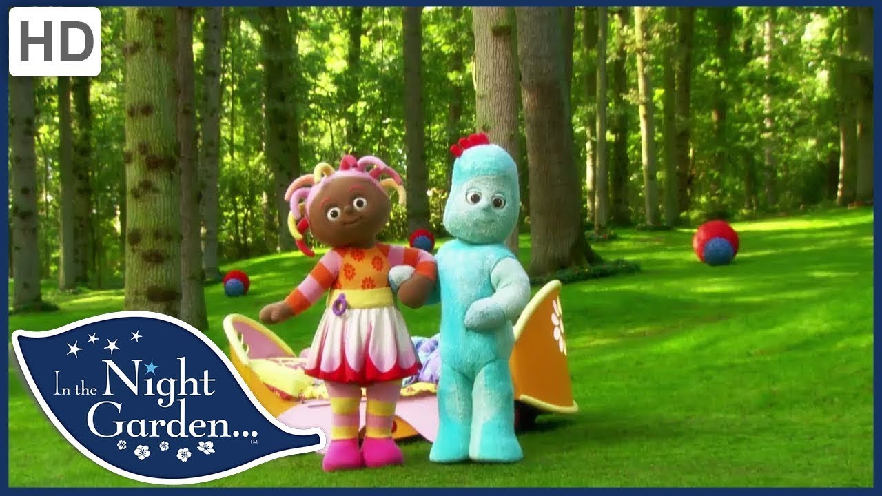 In the Night Garden 215 - The Pontipines Find Iggle Piggle's Blanket ...