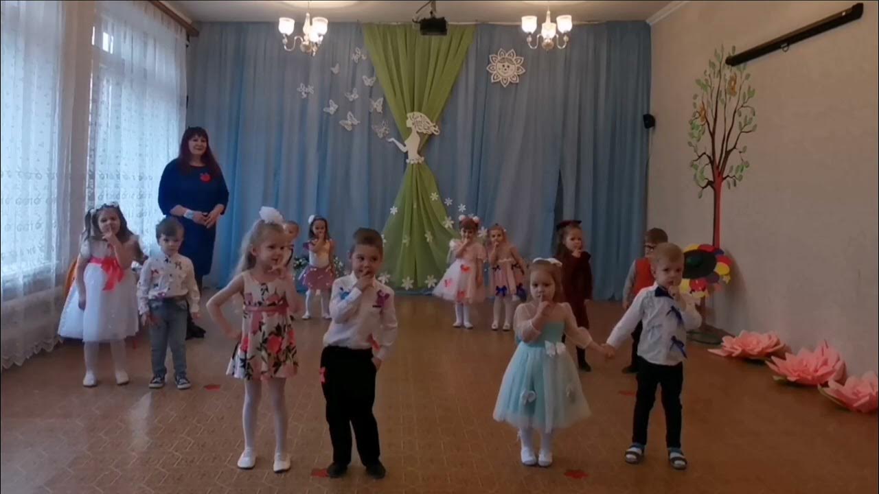 Танец "Бантики цветные" - YouTube