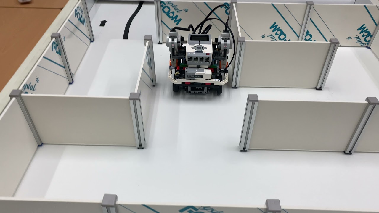 LEGO 4 Wheel Drive with 2 motors in the maze - YouTube